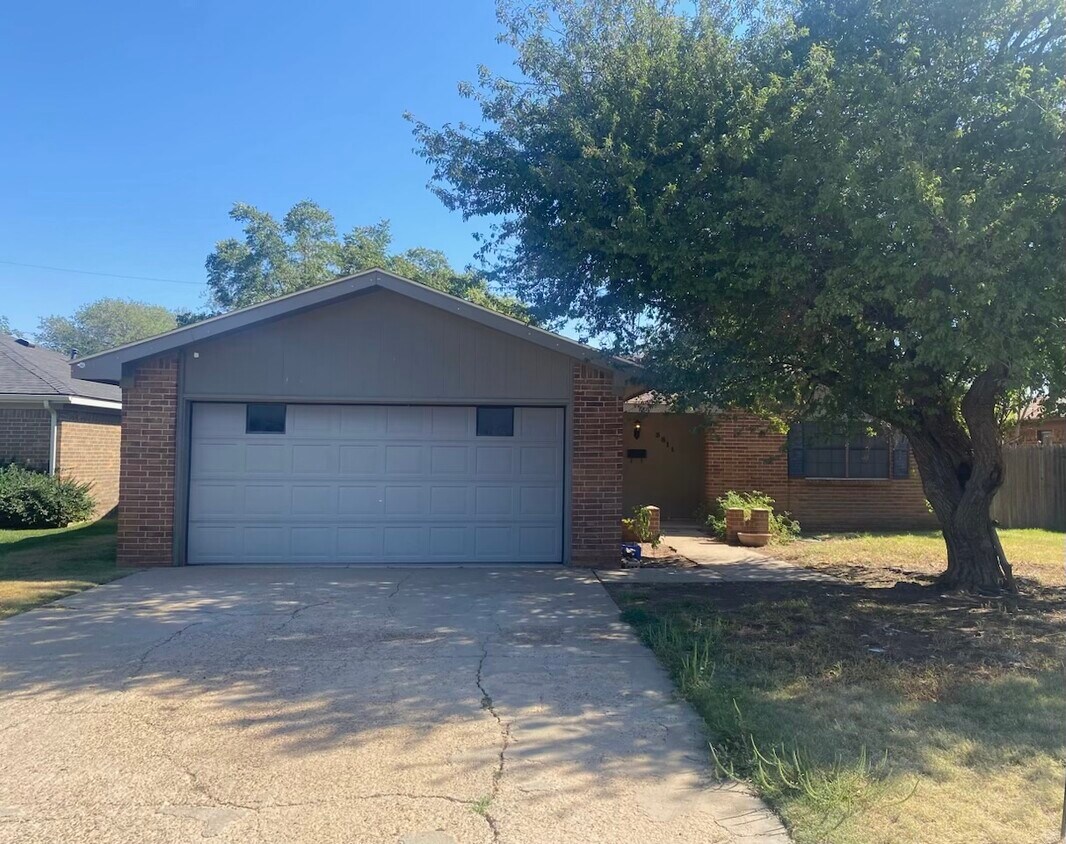 3811 Bell St, Amarillo, TX 79109 - House Rental in Amarillo, TX ...