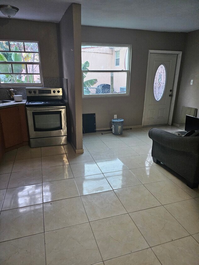 826 Nw 75Th St, Miami, FL 33150 - Casa en renta en Miami, FL ...