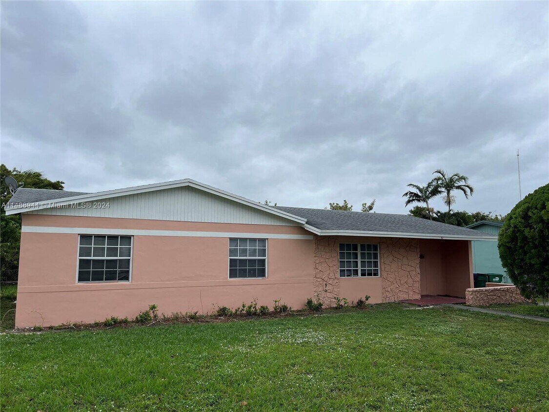 60 NE 207th St, Miami, FL 33179 - House Rental in Miami, FL ...