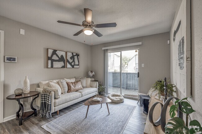 Torrey Pines Apartments for Rent with a Walk-In Closet - Houston, TX ...