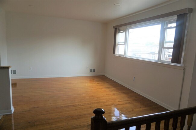 377 CATOR Ave Unit 2ND, Jersey City, NJ 07305 - Condo for Rent in ...