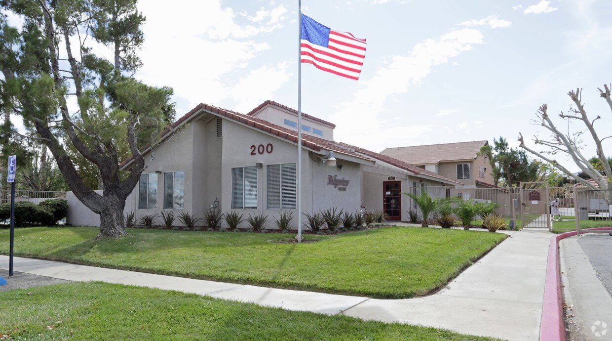 Ridgeview Village Apartments - Alquileres en Palmdale, CA ...