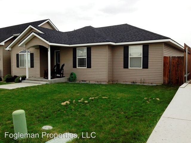 1488 Ne Idarock St, Mountain Home, ID 83647 - House Rental in Mountain ...
