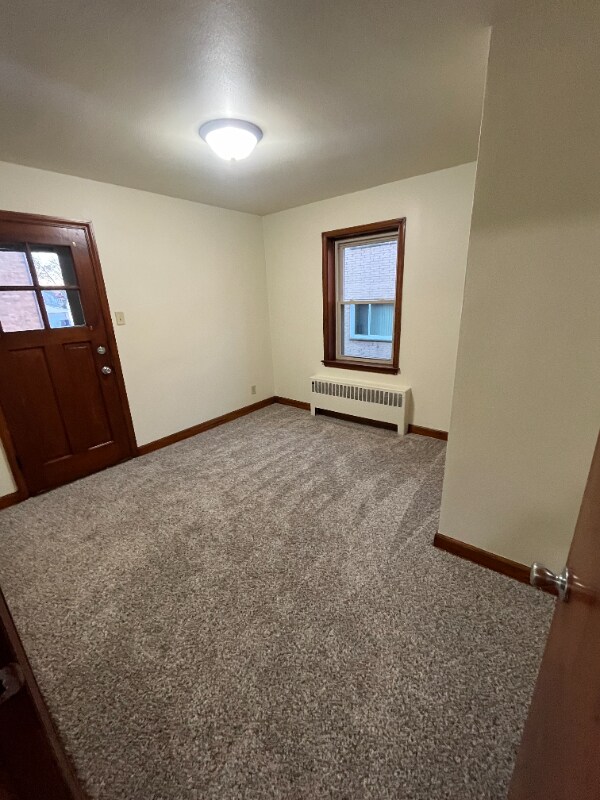8024 W Lincoln Ave Unit 3, West Allis, WI 53219 | Apartments.com