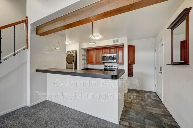 2575 S Syracuse Way Unit #B302, Denver, CO 80231 - Condo for Rent in ...