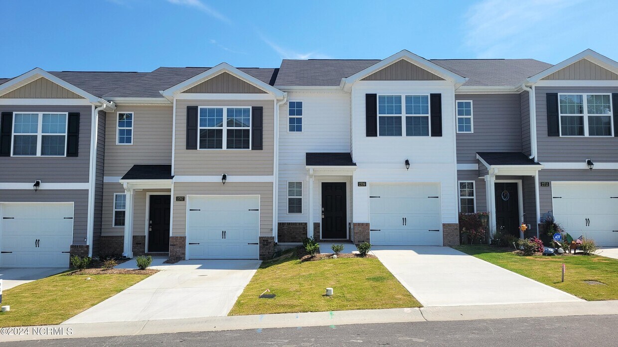 2709 Gracie Ln, Carthage, NC 28327 - Townhome Rentals in Carthage NC ...