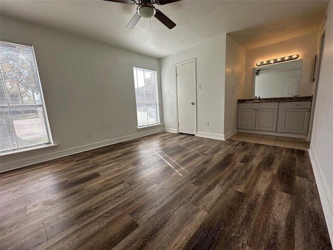 7200 W T C Jester Blvd Unit 1203, Houston, TX 77088 - Room for Rent in Houston, TX | Apartments.com