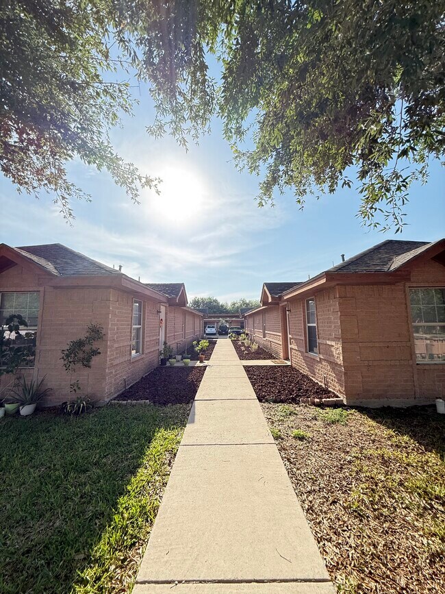 1519 Orlando St Unit D, Edinburg, TX 78541 - 1519 Orlando St Edinburg ...
