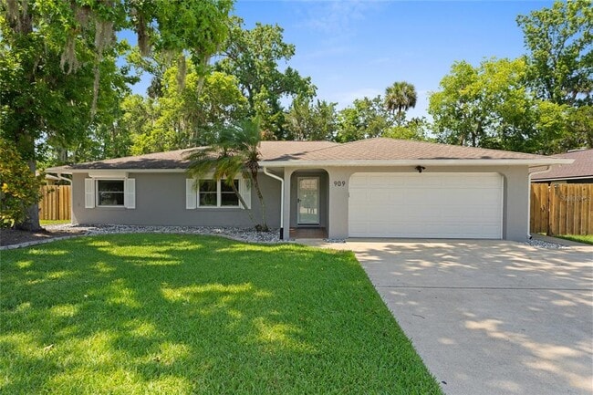 Townhomes for Rent in 32123 - Port Orange, FL | Apartments.com