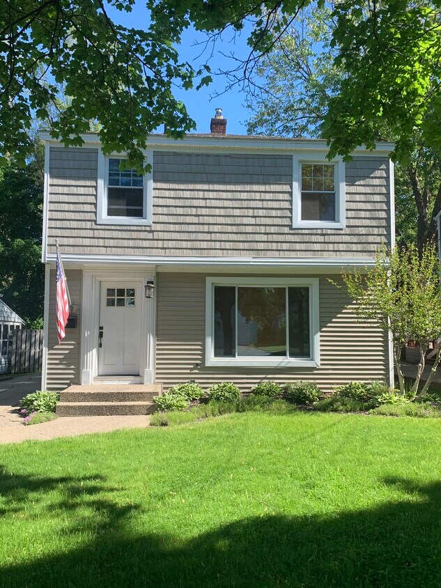 1447 Ardmore St SE, Grand Rapids, MI 49507 - House Rental in Grand ...