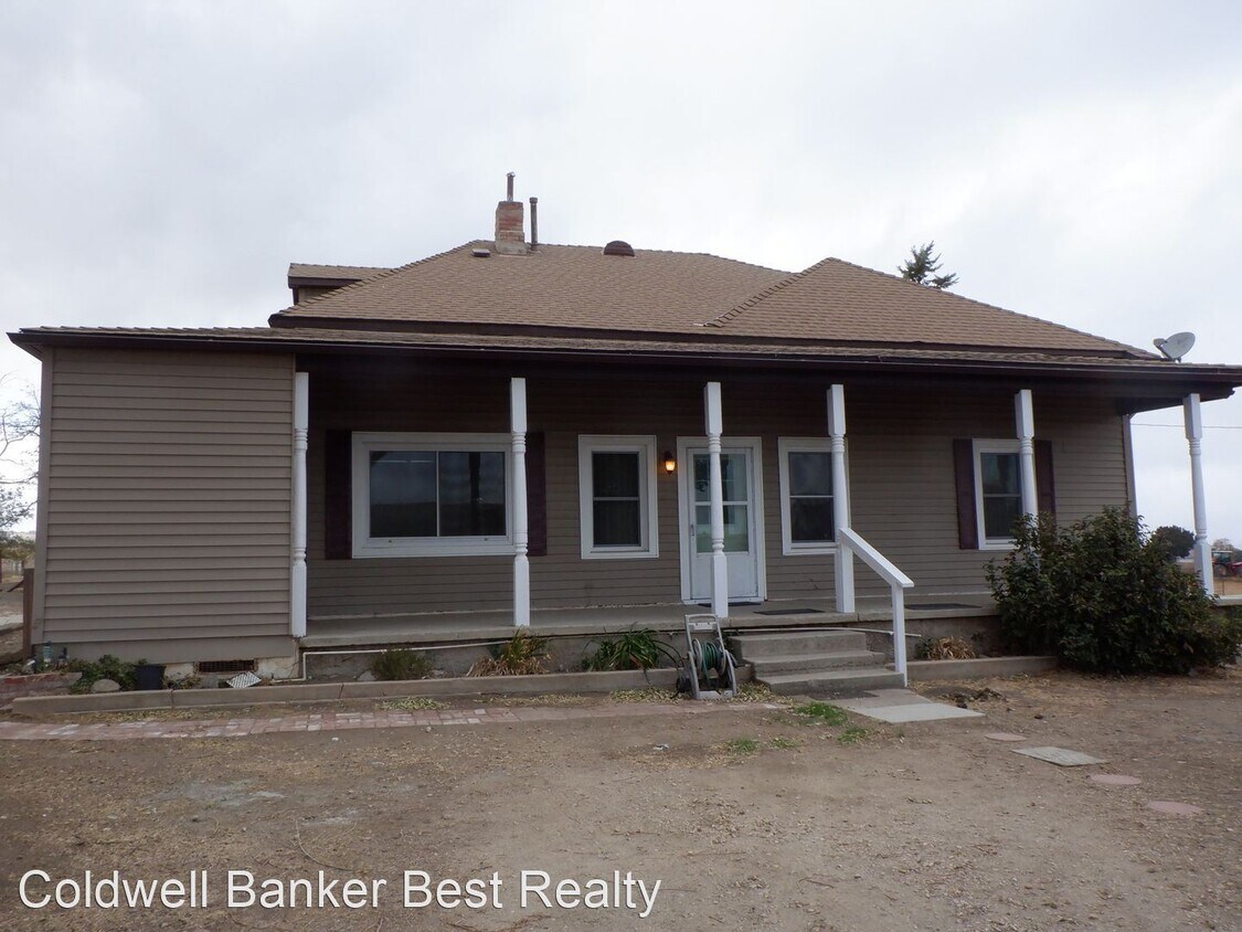 550 Pinon St, Tehachapi, CA 93561 - House Rental in Tehachapi, CA ...