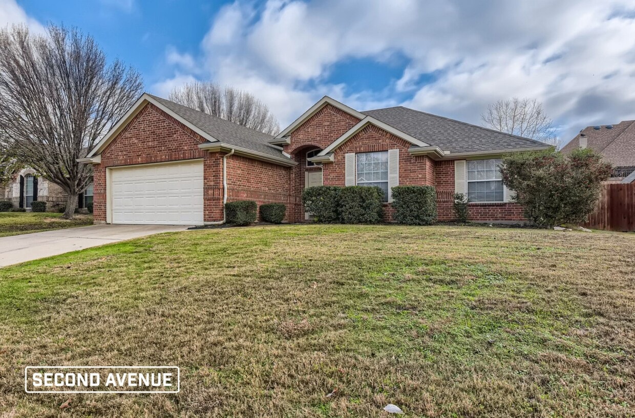 302 Charlie Way - House Rental in Weatherford, TX | Apartments.com