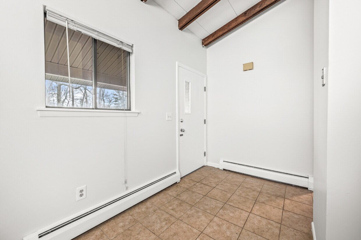 343 Oakland St, Manchester, CT 06042 - Townhome Rentals in Manchester ...