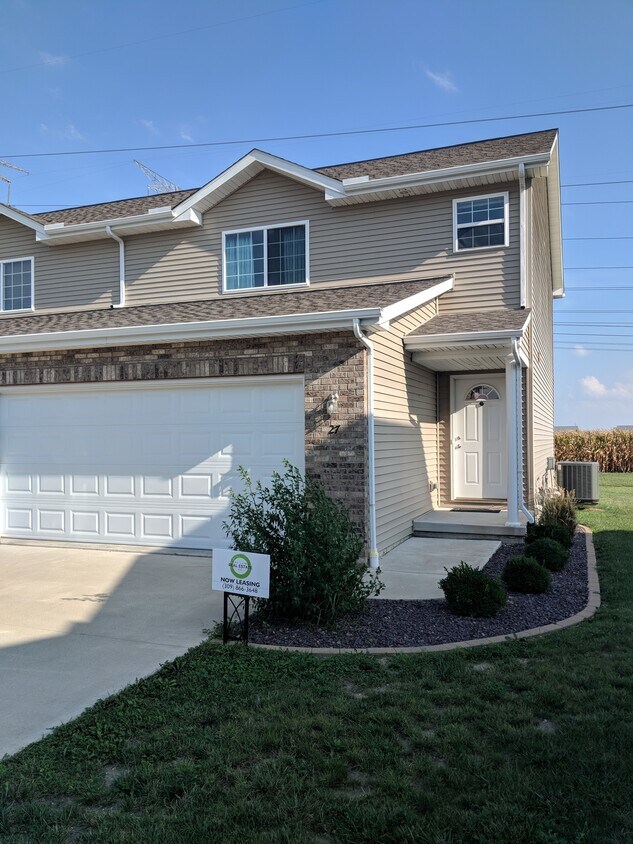 33 Ruth Cir, Morton, IL 61550 - Townhome Rentals in Morton IL ...