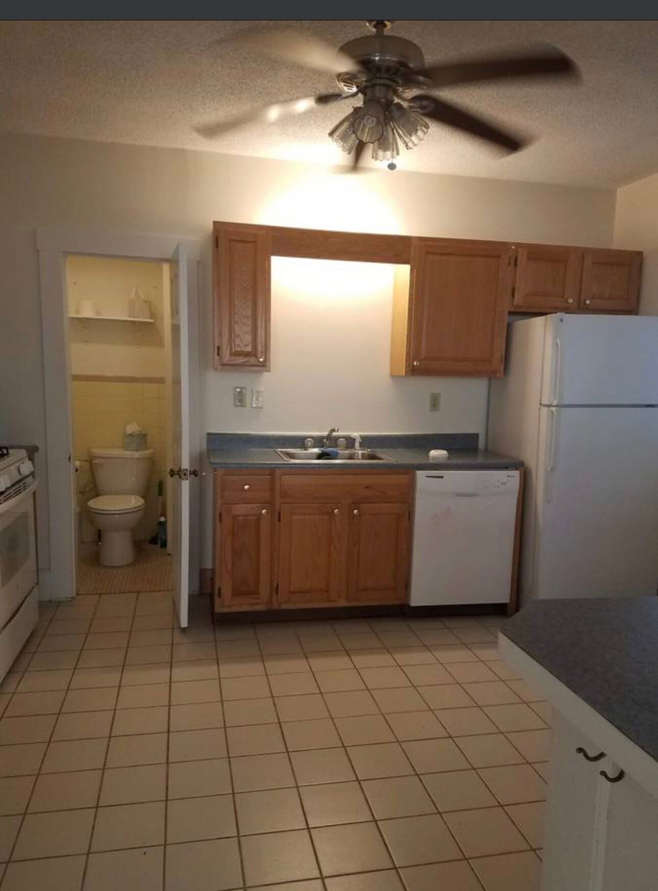 124 Main St Unit 3, Lancaster, MA 01523 - 124 Main St Lancaster, MA ...
