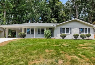 Water Oak Woods Apartments for Rent with a Yard - Decatur, GA - Updated ...