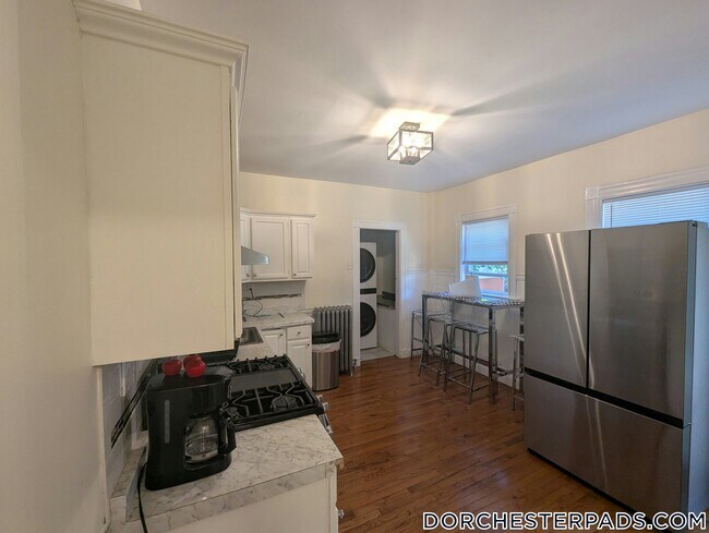 King Square Apartments for Rent with Hardwood Floors - Boston, MA ...