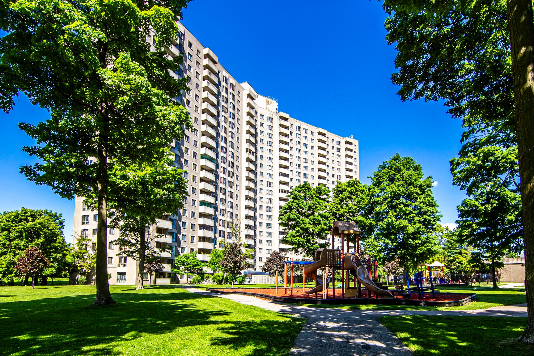 1580 Sandhurst Circle Apartments - 1580-1600 Sandhurst Cir Toronto, ON ...