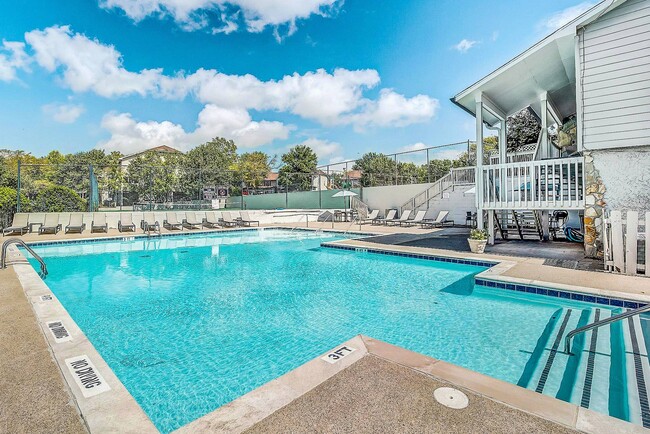 Aventura Bellevue Apartments - 1000 Amberwood Cir Nashville, TN ...
