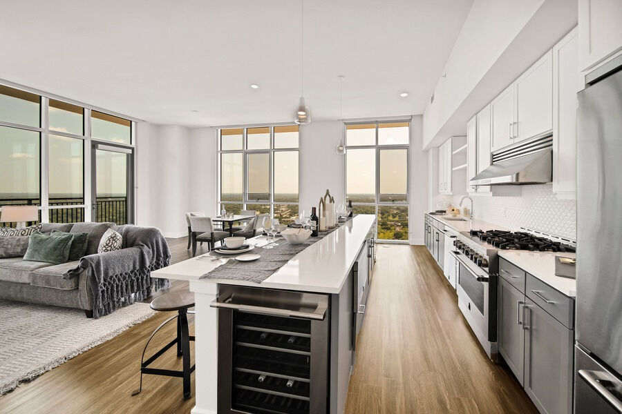 Apartments for Rent with Parking in First Ward, Charlotte | Apartments.com
