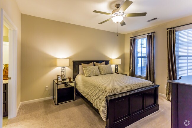 The Signature At Schilling Farms Apartments - Collierville, TN ...