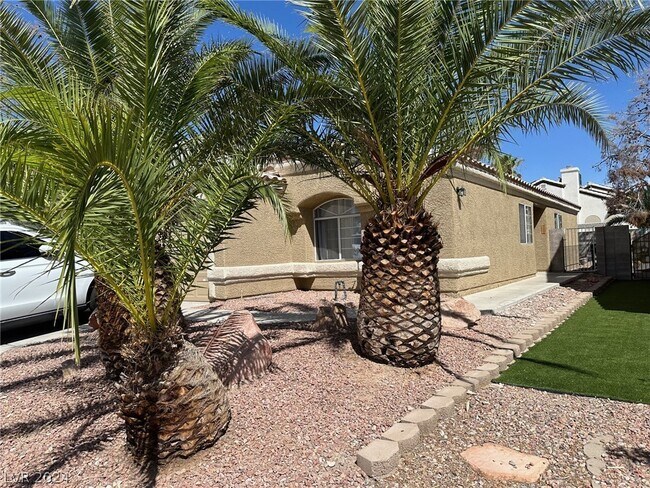 8220 Cimarron Ridge Dr, Las Vegas, NV 89128 - House Rental in Las Vegas ...