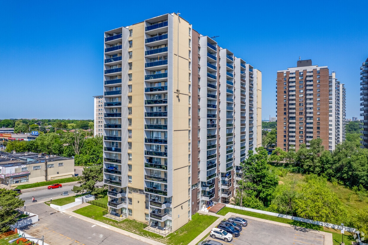 La Dorelle Apartments - 1 Canyon Ave Toronto, ON | Apartments.com