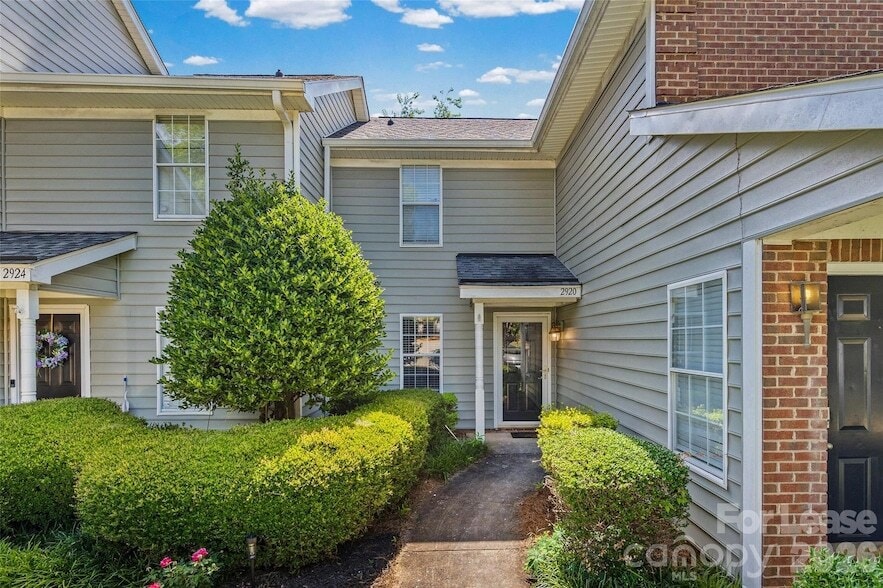2920 Iron Gate Ln, Charlotte, NC 28212 | Apartments.com