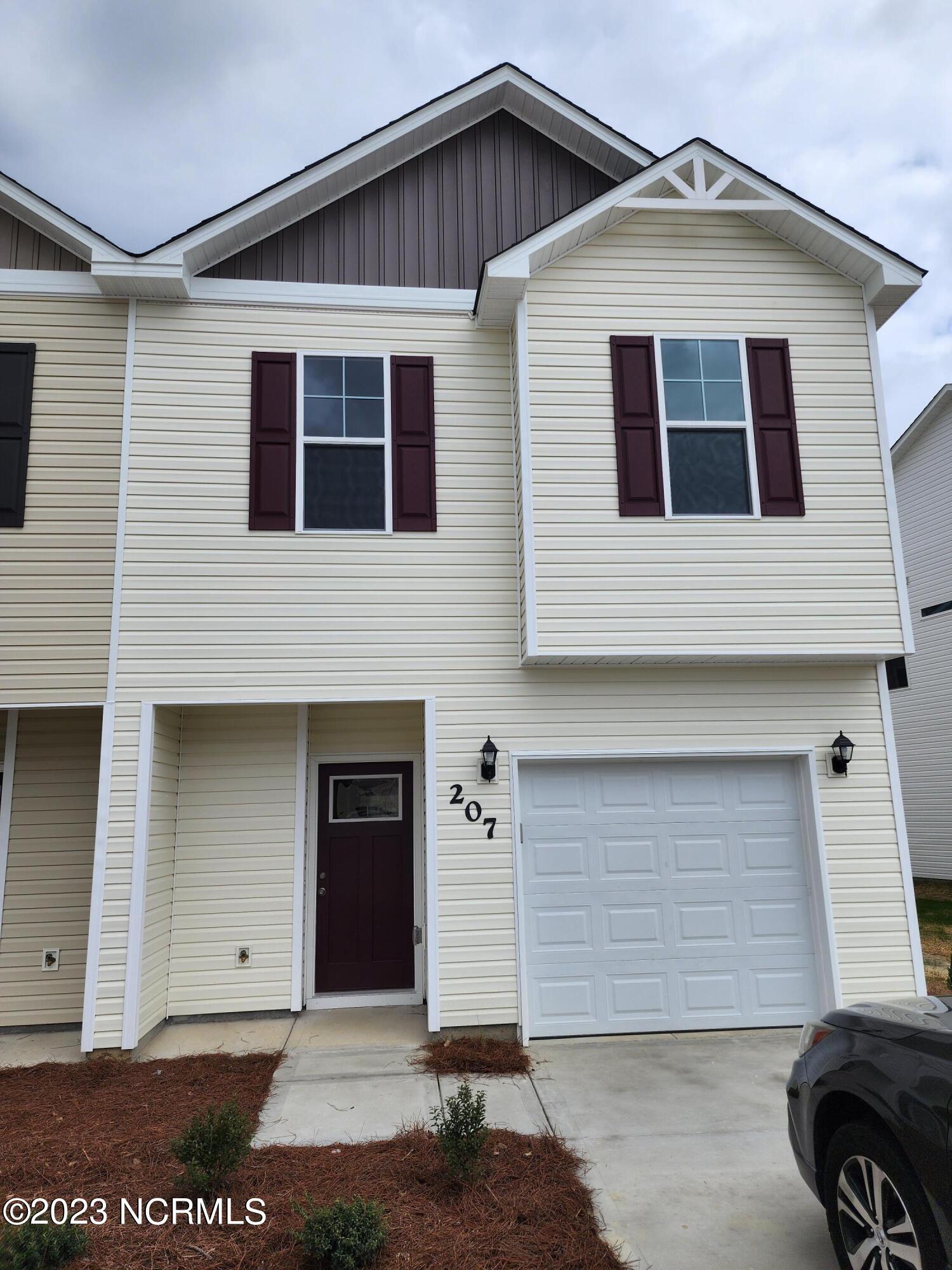 207 Shallowbag Bay Ln, Jacksonville, NC 28546 - Townhome Rentals in ...