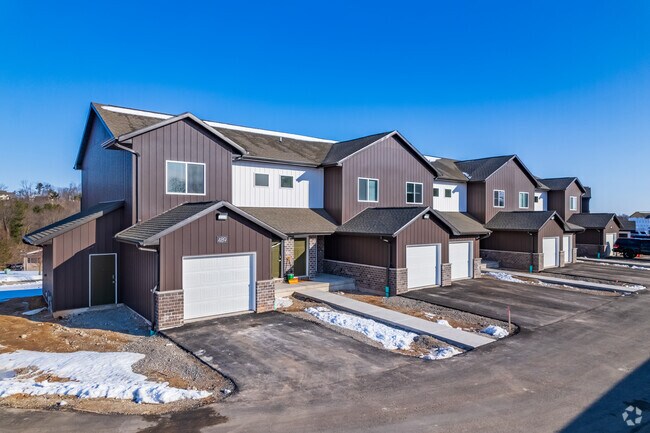 Alta Apartments - 481-489 Security Blvd Howard, WI - Apartments for ...