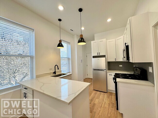 1348 W Ohio St Unit 1R, Chicago, IL 60642 - 1348 W Ohio St Chicago, IL ... 1348 W Ohio St Unit 1R, Chicago, IL 60642 - 1348 W Ohio St Chicago, IL ...