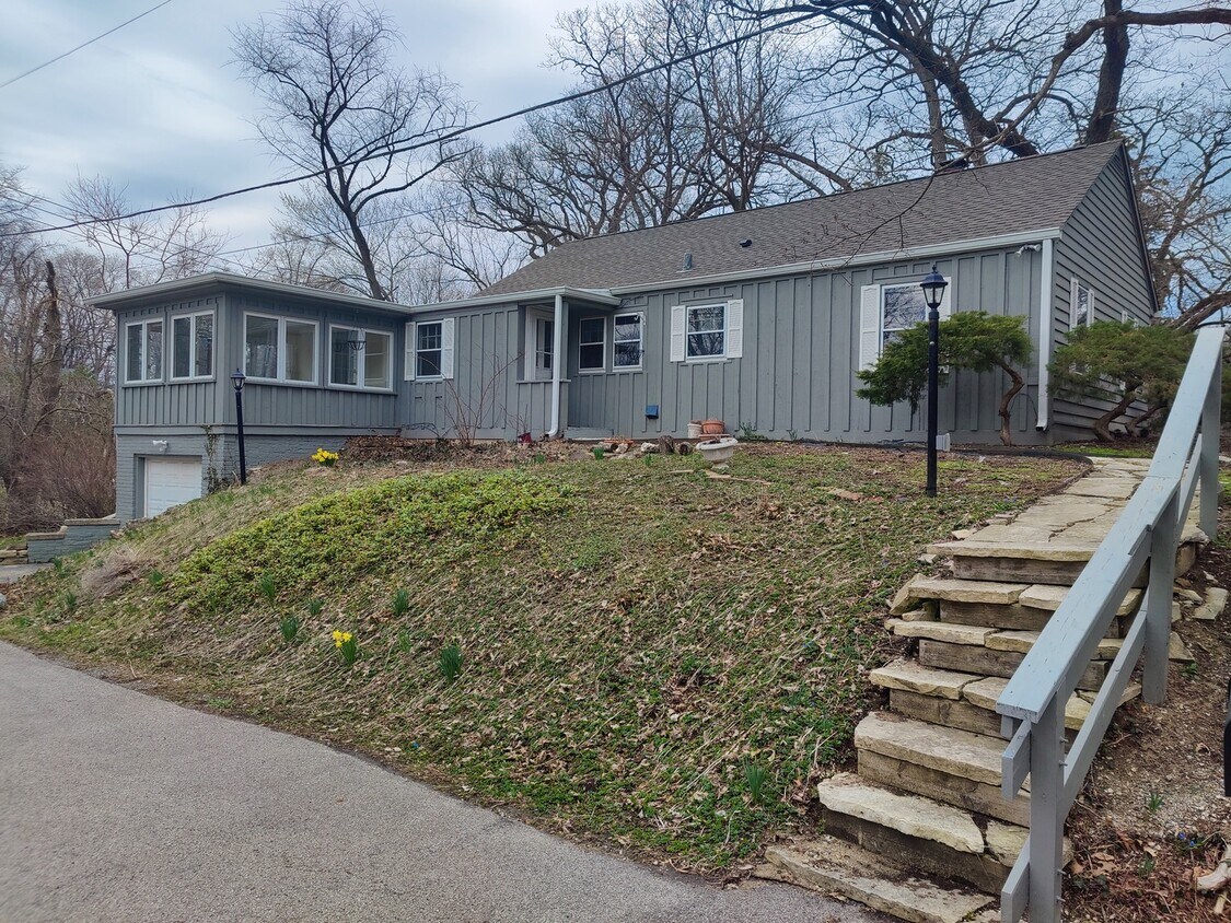 103 Paddock Ln, Tower Lakes, IL 60010 - House Rental in Tower Lakes, IL ...