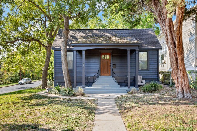 SoCo Houses for Rent with a Swimming Pool - Austin, TX