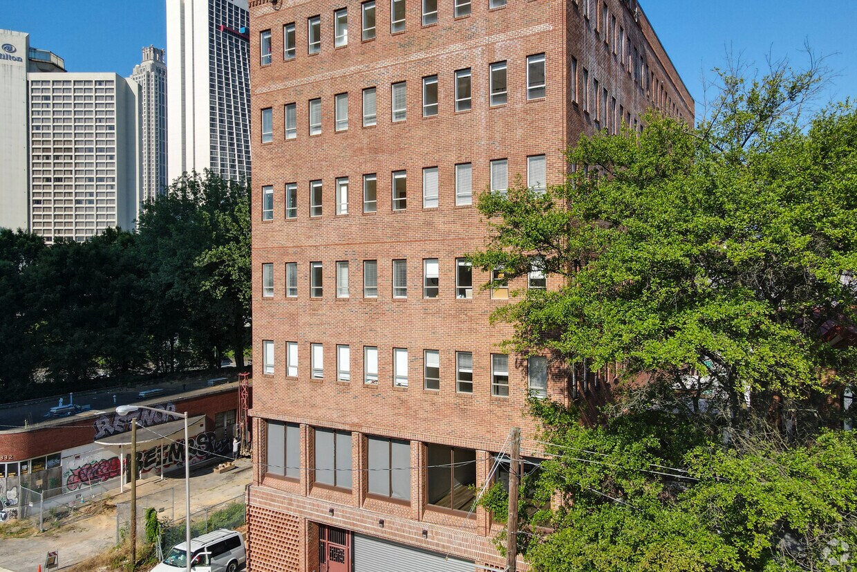 Revival Lofts Apartments - 159 Ralph McGill Blvd NE Atlanta, GA ...