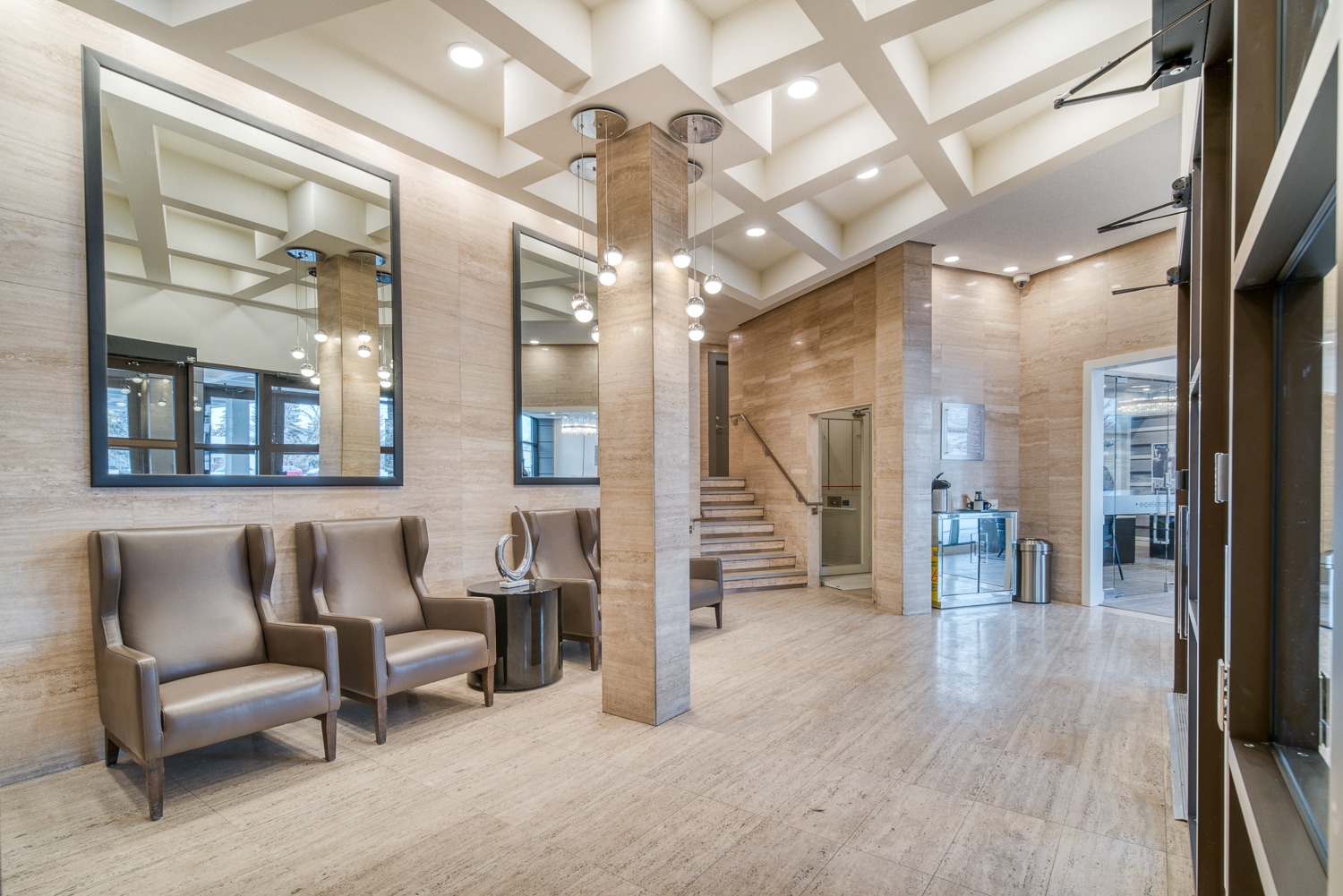 Varsity Square Apartments Apartments - 4515 Varsity Dr Nw Calgary, AB ...