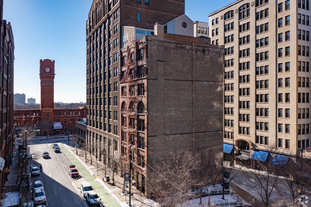Rowe Building - 714 S Dearborn St Chicago, IL 60605 | Apartments.com