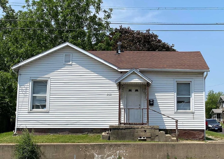 2121 N Prospect Rd, Peoria, IL 61603 - House Rental in Peoria, IL ...