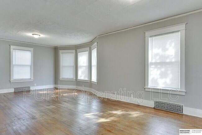 4540 Nicholas St, Omaha, NE 68132 - House Rental in Omaha, NE ...