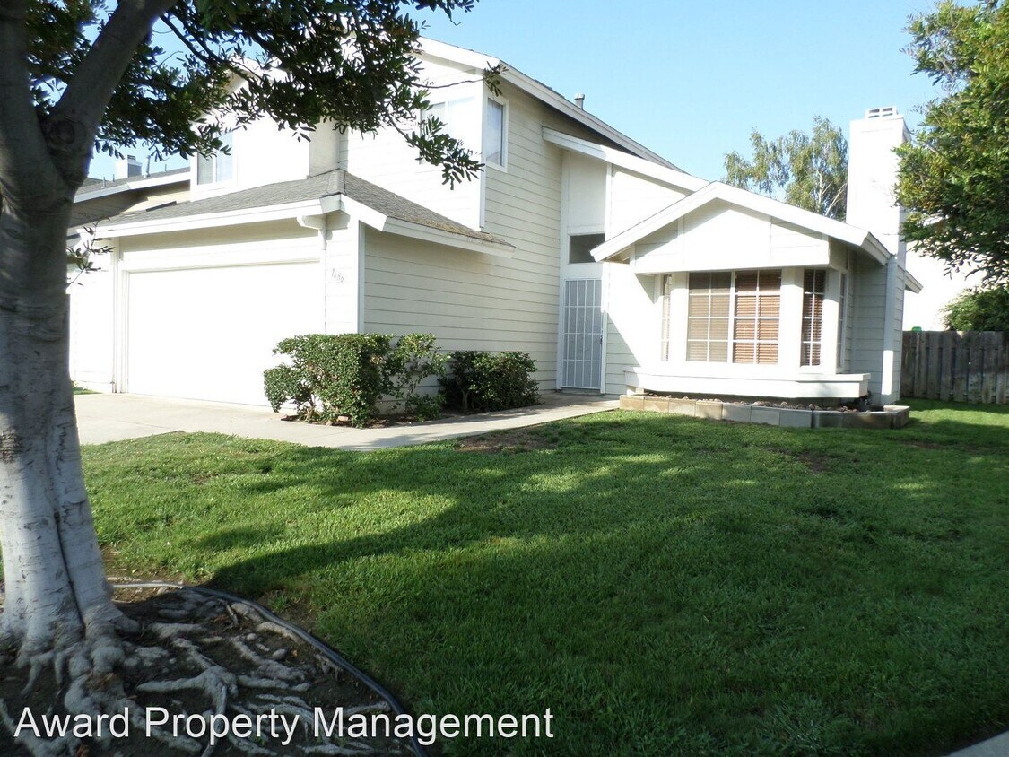 1686 Bronco Way, Oceanside, CA 92057 - House Rental in Oceanside, CA ...