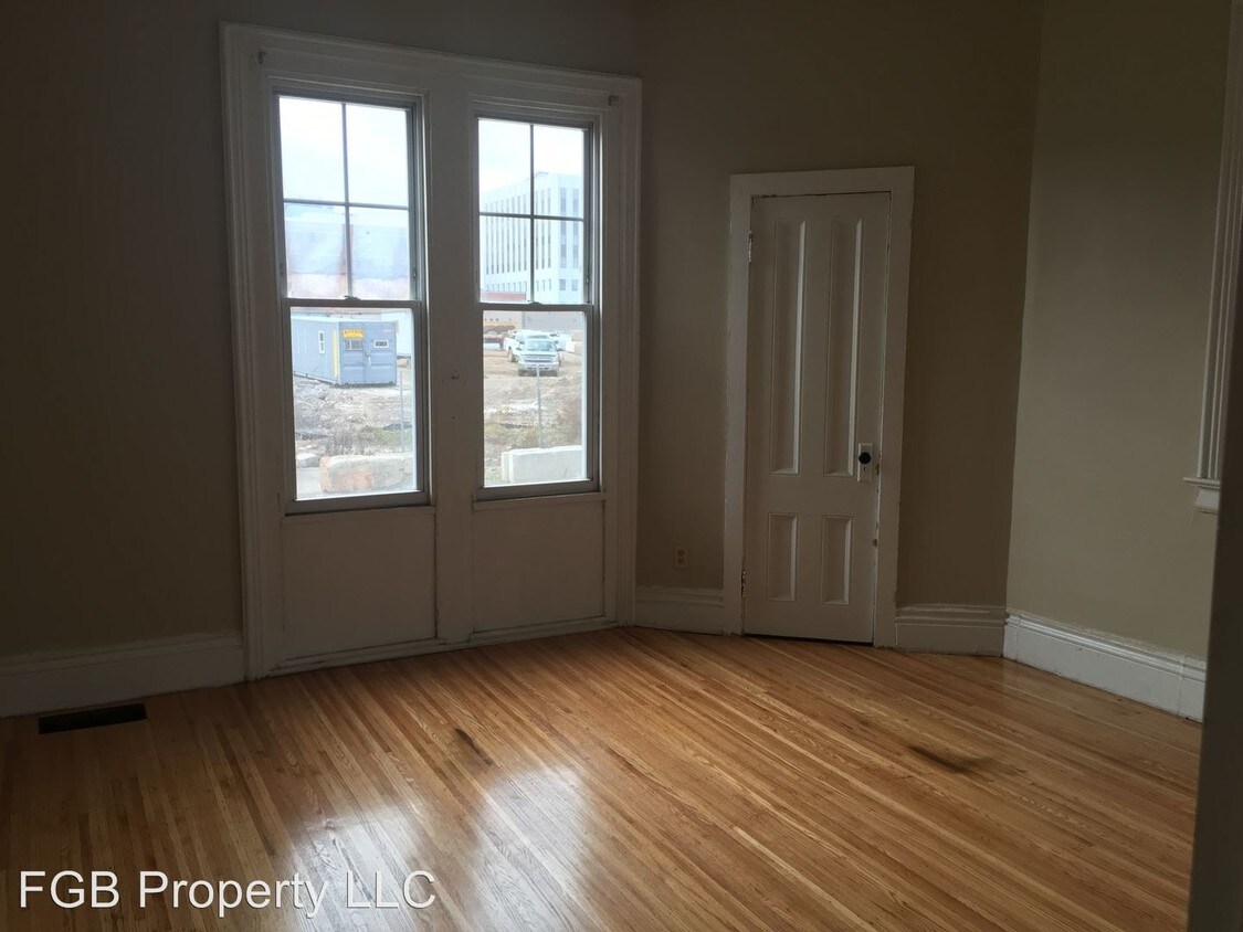 18 Tracy St, Rochester, NY 14607 - Condo for Rent in Rochester, NY ...