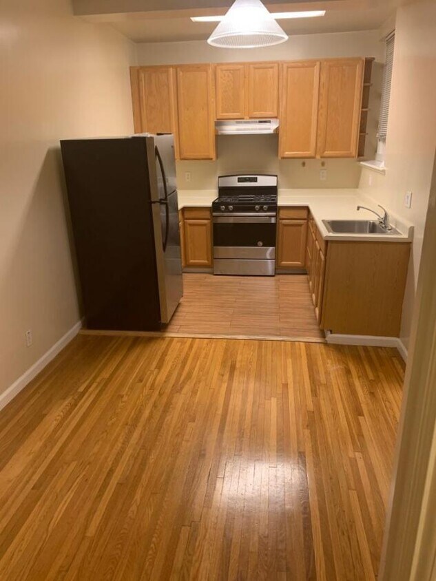 1900 Vallejo St, San Francisco, CA 94123 - Room for Rent in San Francisco, CA | Apartments.com