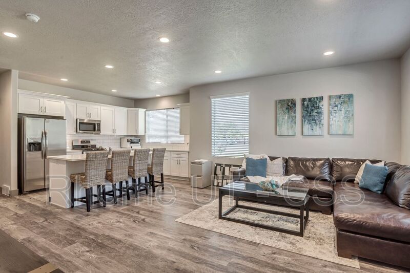 1641 W Bills Bylow Ln, Riverton, UT 84065 - House Rental in Riverton ...