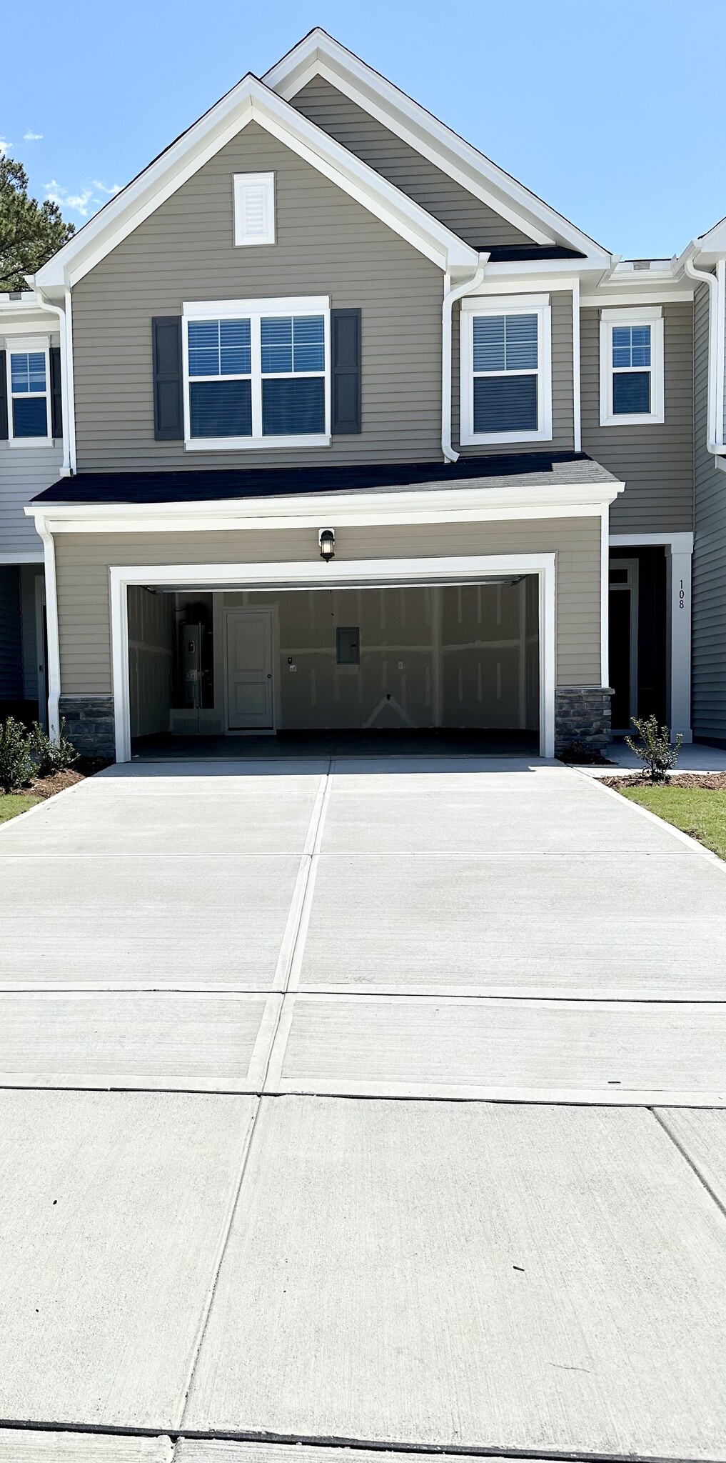 108 Jade Crk Dr, Garner, NC 27529 - Townhome Rentals in Garner NC ...