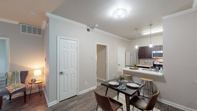 Ivy Urban Living - Apartments in Dallas, TX | Apartments.com