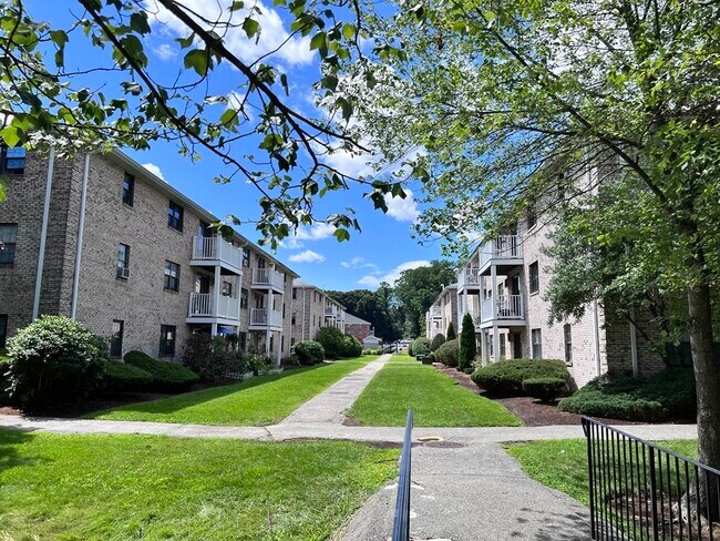 12 Kenmar Dr Unit 96, Billerica, MA 01821 - Room for Rent in Billerica ...