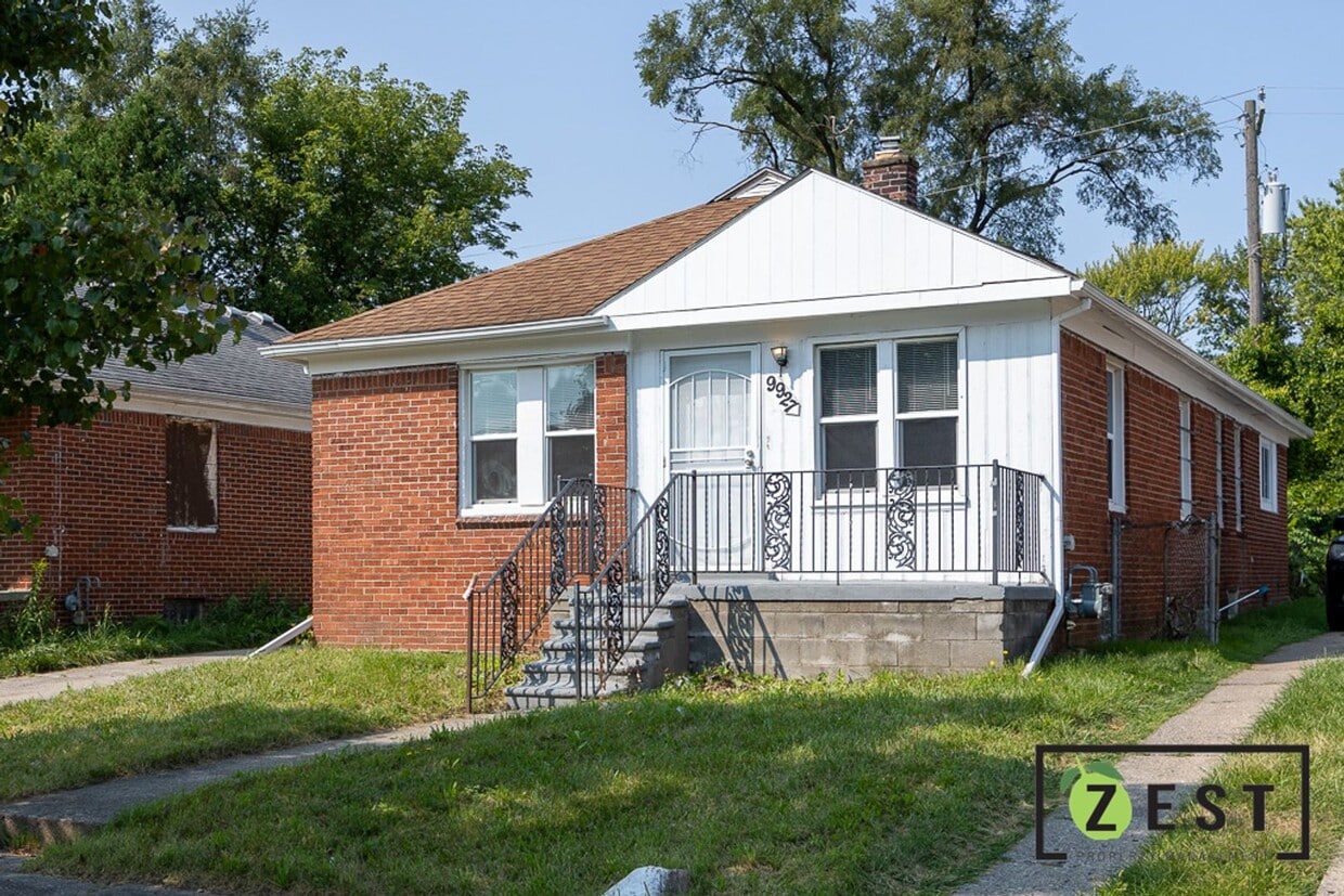 9927 Whitcomb, Detroit, MI 48227 - House Rental in Detroit, MI ...