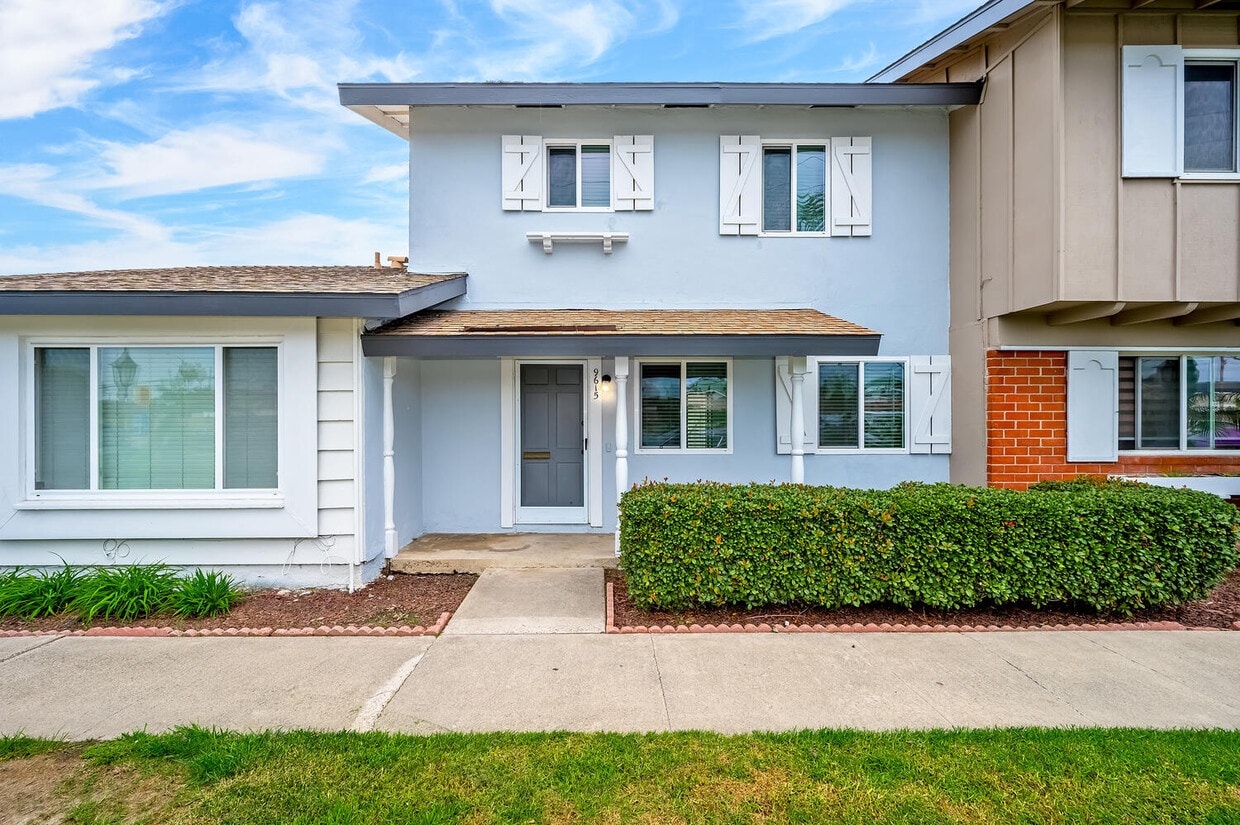 9615 Adams Ave, Huntington Beach, CA 92646 - Townhome Rentals in ...