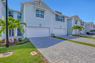 The Woodlands Loft Apartments for Rent - Stuart, FL - Updated Today ...