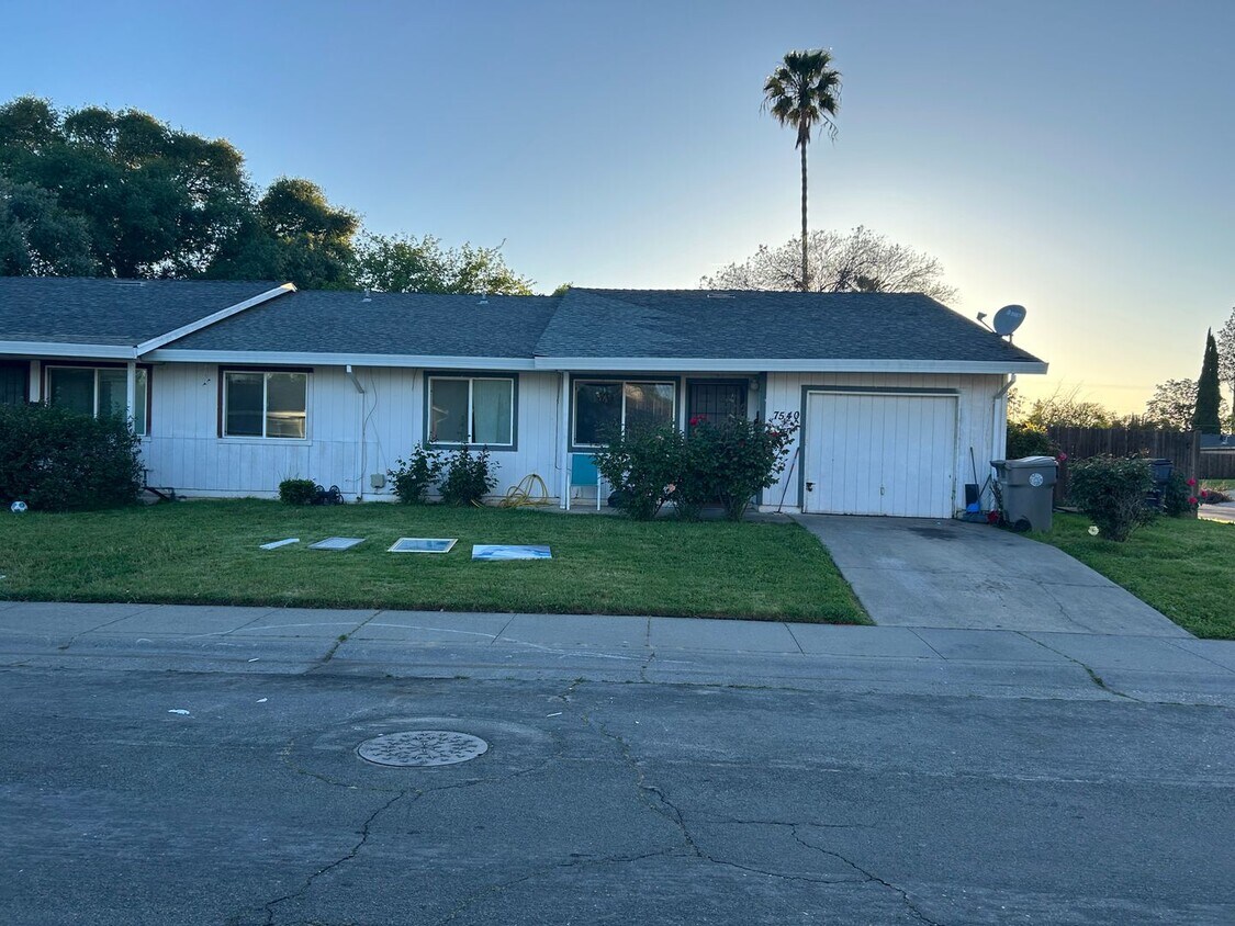 7540-7544 18th St Unit 7540 18th St, Sacramento, CA 95822 - Room for ...