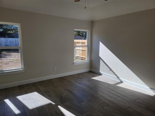 1436 La Delle St, Wharton, TX 77488 - House Rental in Wharton, TX ...